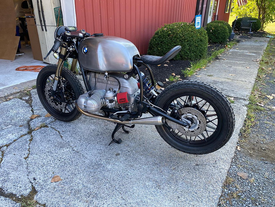 Check out this cool BMW Brat Style Bike – Atomic Cycle Works Garage